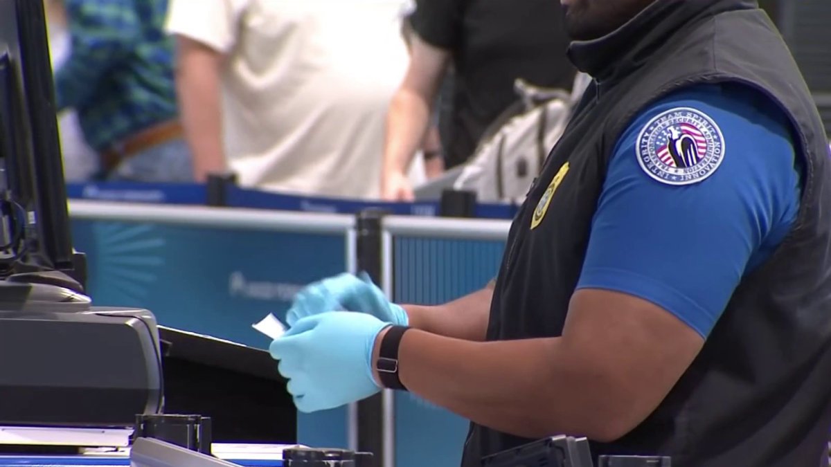 How Bay Area TSA workers are impacted by the government shutdown – NBC ...