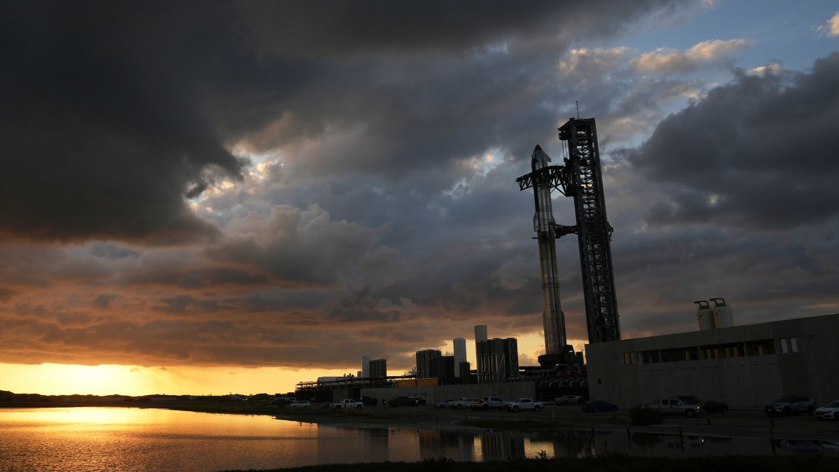 SpaceX launches the 11th test flight of its mega Starship rocket – NBC ...