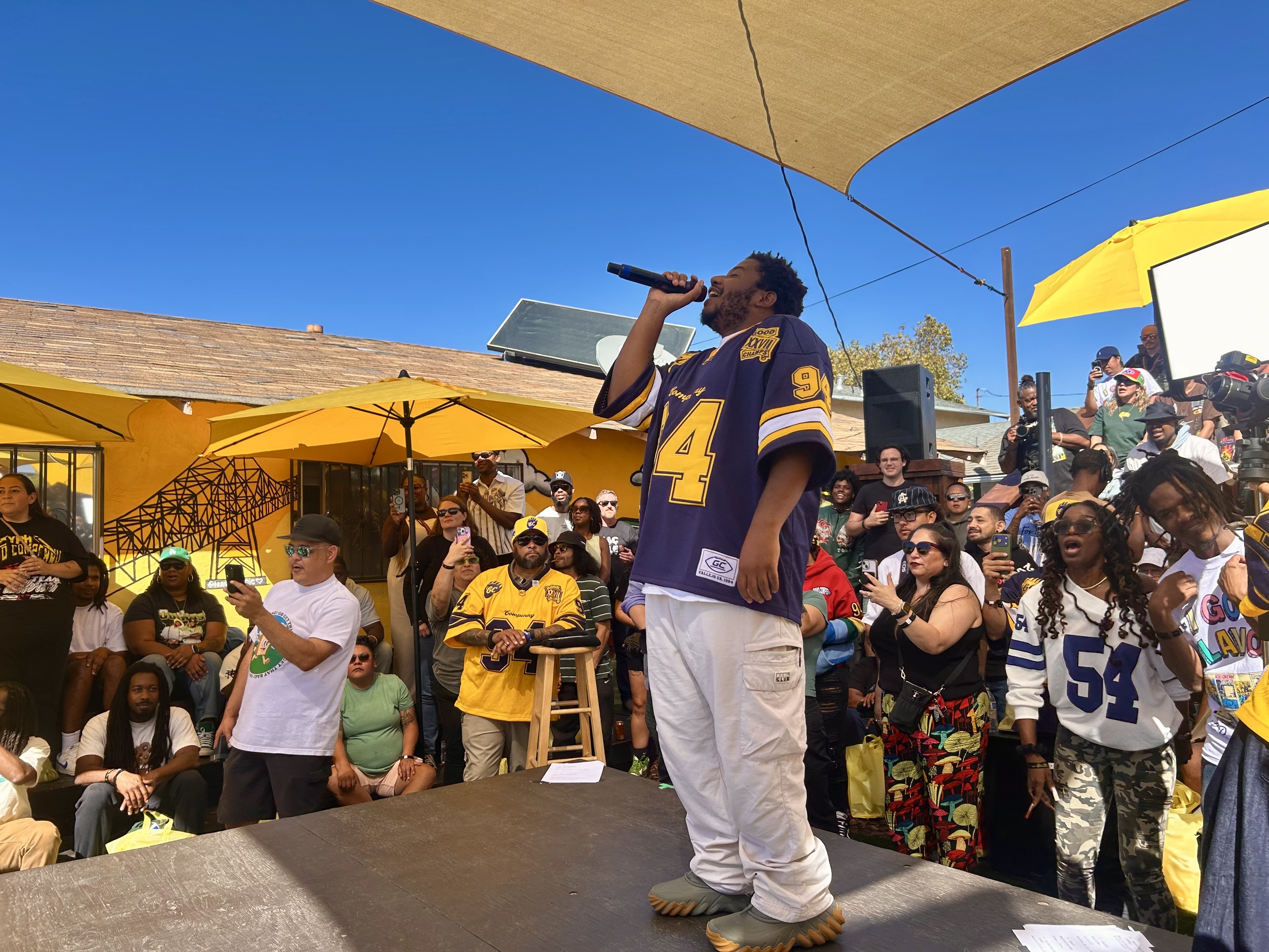 LaRussell performs sold-out concert in Vallejo backyard – NBC Bay Area