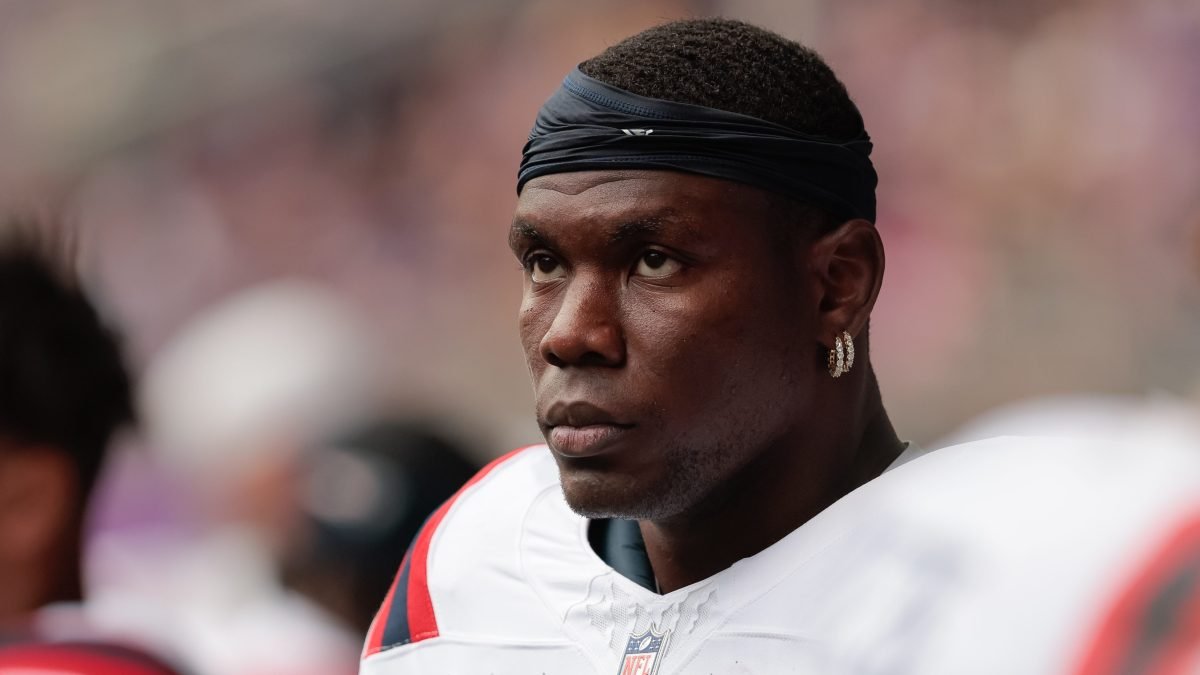 49ers acquire defensive end Keion White in trade with Patriots – NBC Bay Area