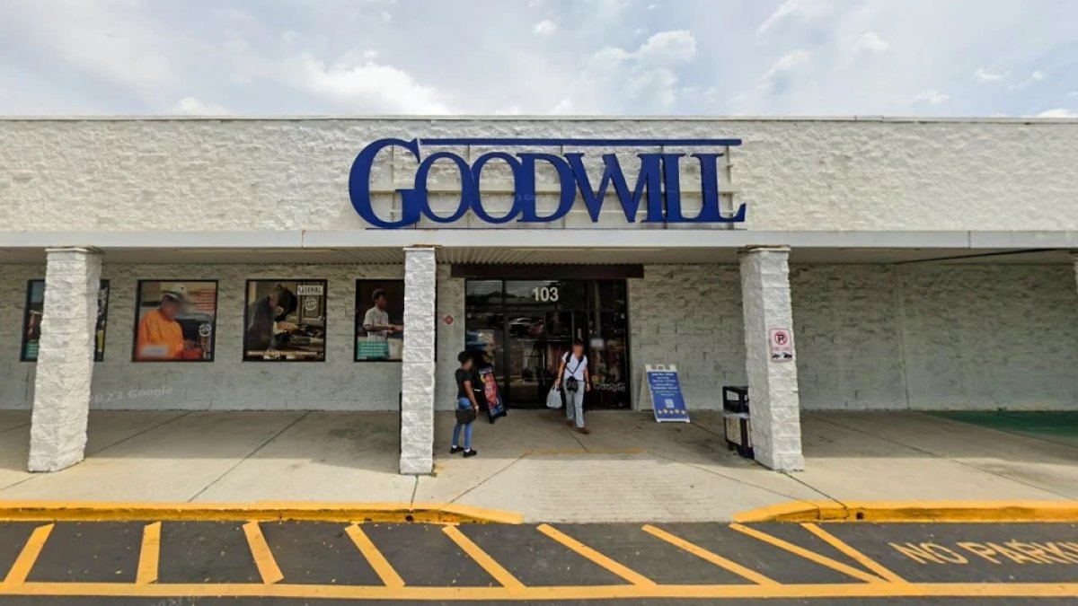 Live hand grenade found in donation bin at Goodwill in Florida – NBC ...