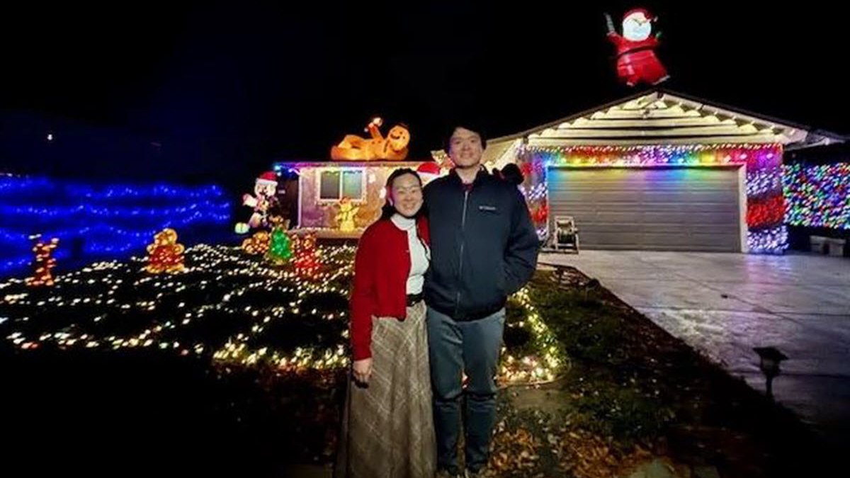 Holiday light display sparks costly lawsuit between neighbors – NBC Bay ...