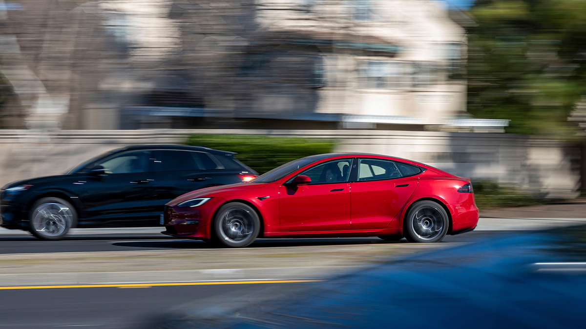 Elon Musk says Tesla will stop producing its S and X models – NBC Bay Area