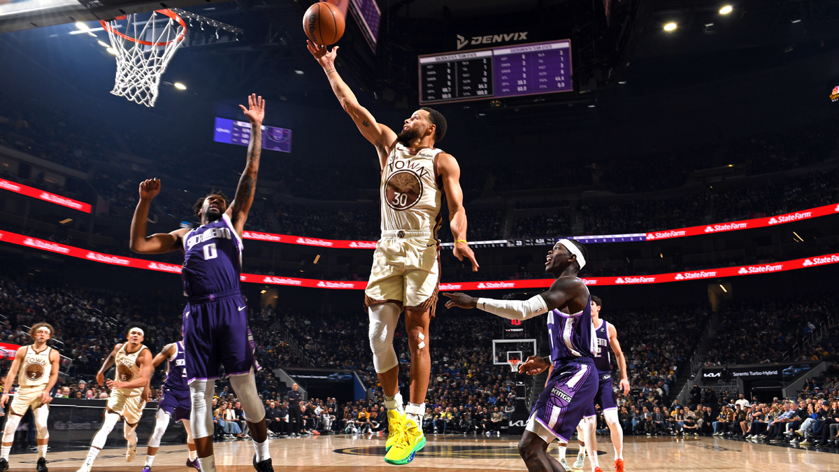 Warriors observations: Steph Curry topples Kings in big win – NBC Bay Area