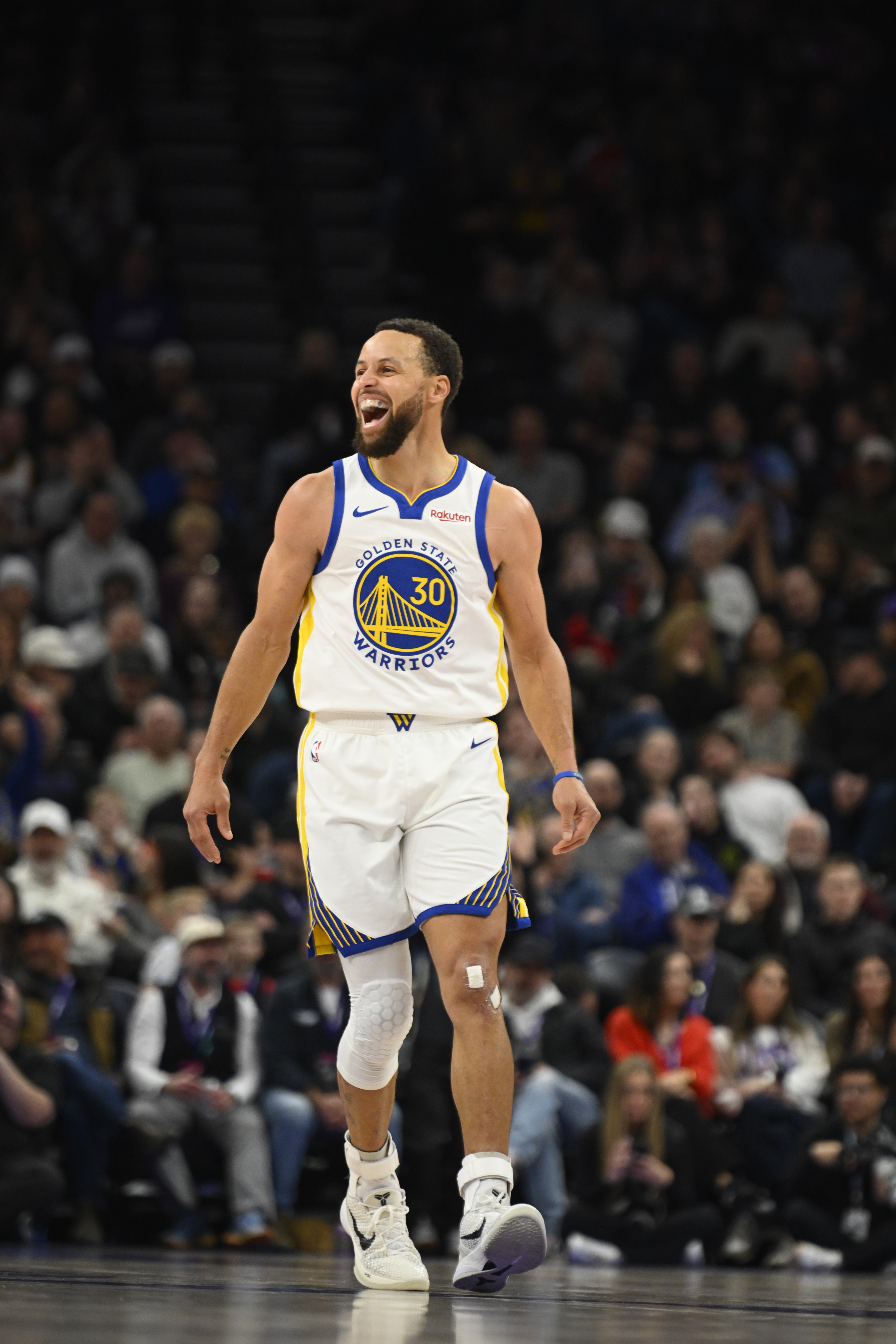 Steph Curry deserves two Chase Center statues, per Lou Williams – NBC ...
