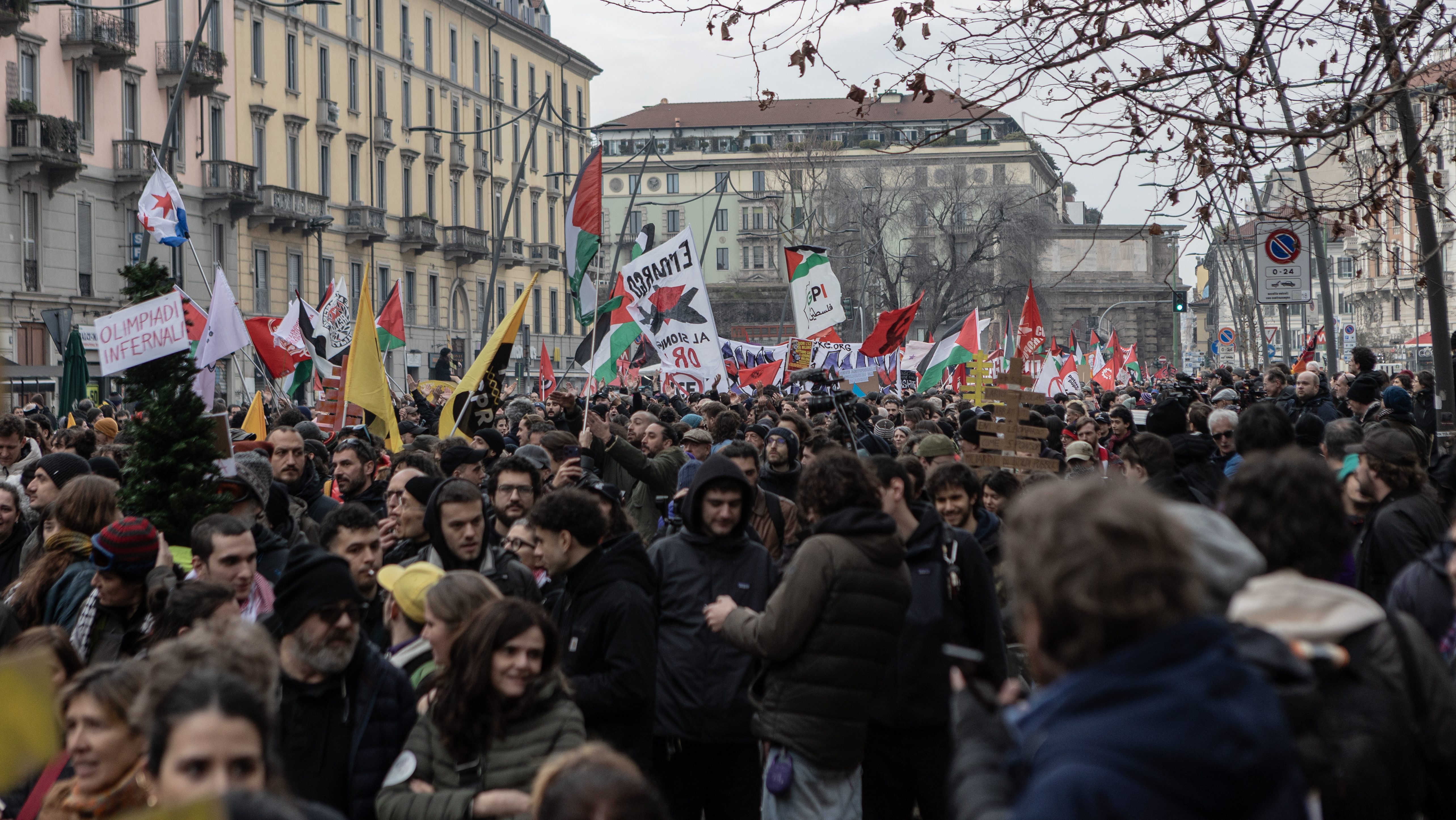 Anti-Olympics protest ends in tear gas outside Milan venue – NBC Bay Area