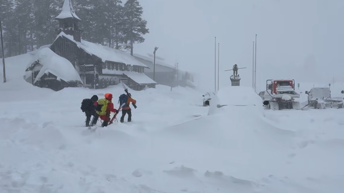 Crews recover bodies of 9 skiers days after California avalanche – NBC ...