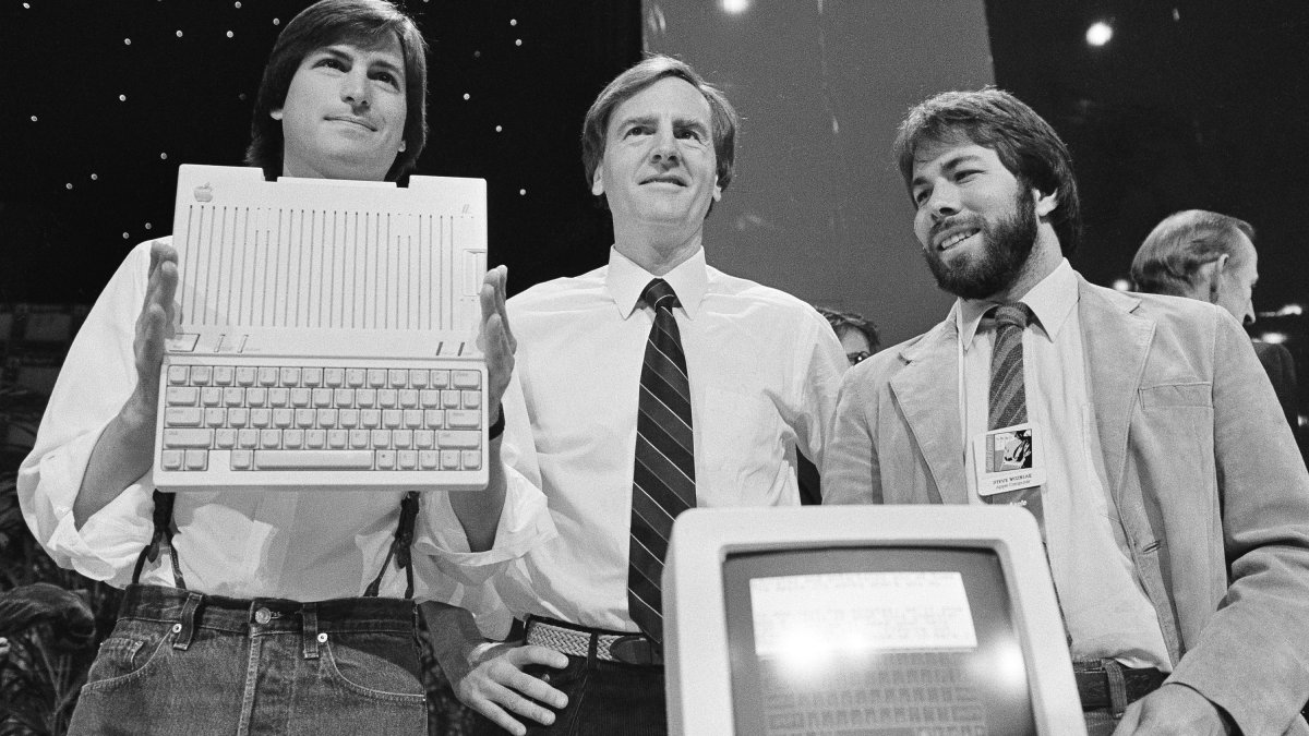 Apple’s 50-year journey from garage startup to tech titan – NBC Bay Area