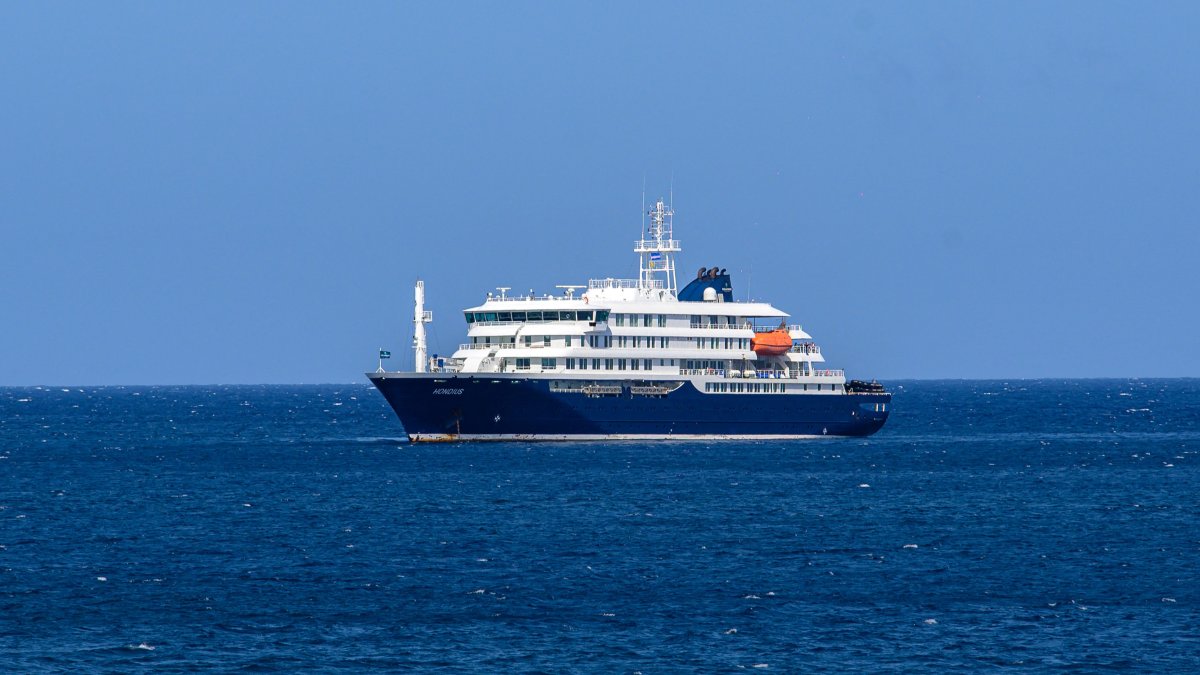 Jake Rosmarin, of Boston, on MV Hondius amid hantavirus outbreak – NBC ...