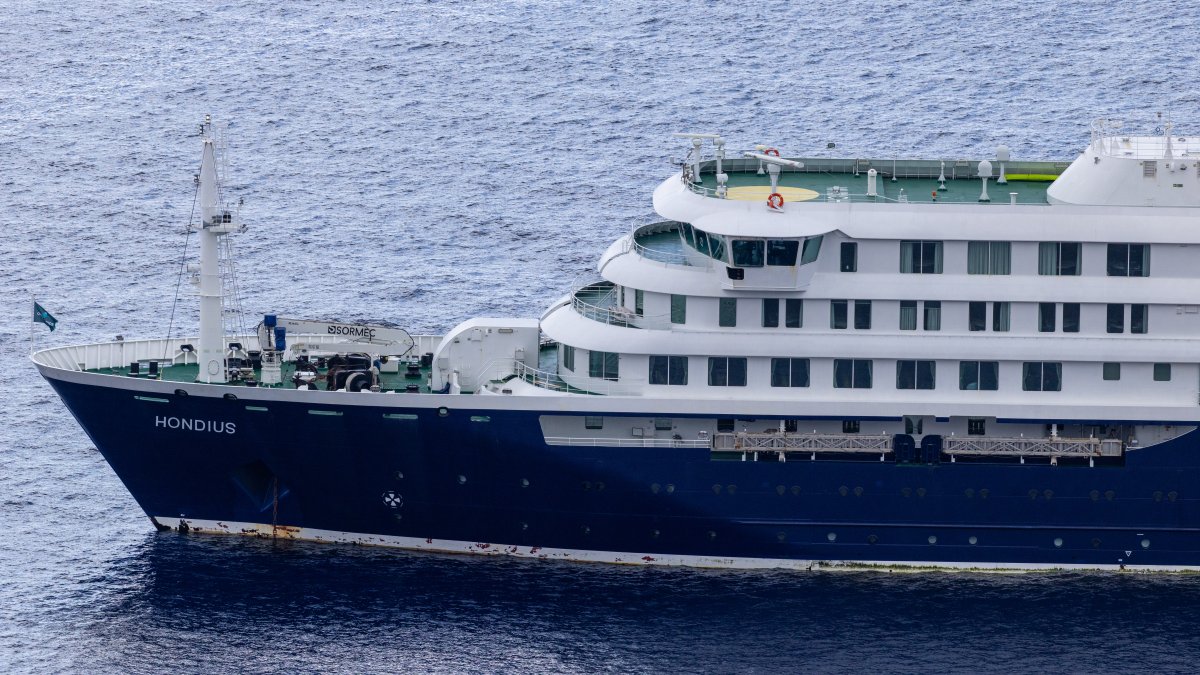 6 passengers from hantavirus-hit ship arrive in Australia – NBC Bay Area