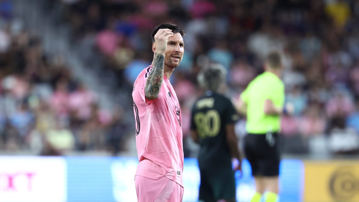 Messi’s goal, assist lead Inter Miami to 2-0 win over Portland – NBC ...