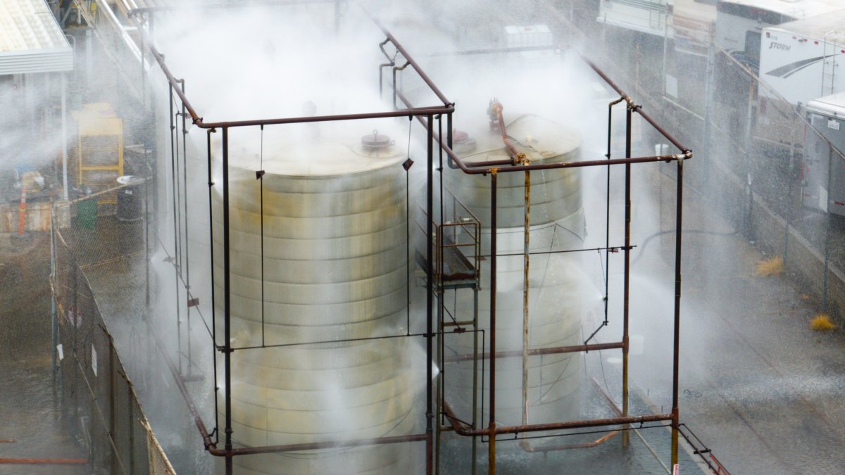 Potential crack on California chemical tank may ease pressure – NBC Bay ...