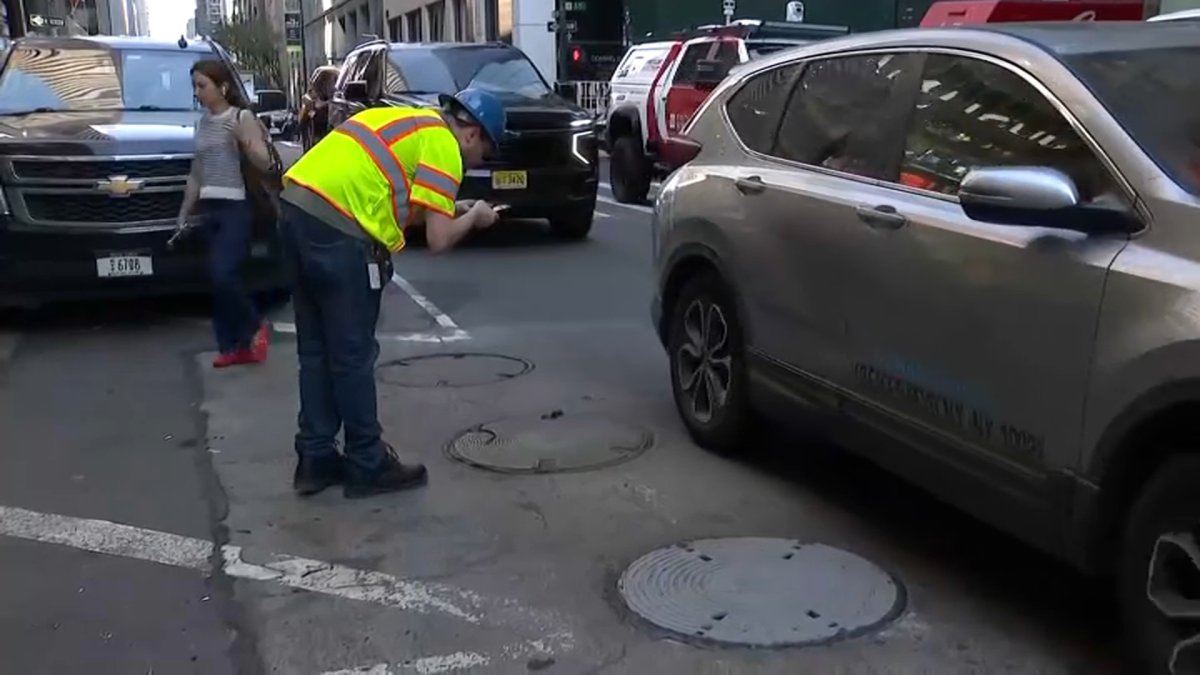 Manhole cover death in Manhattan prompts questions to Con Edison – NBC ...