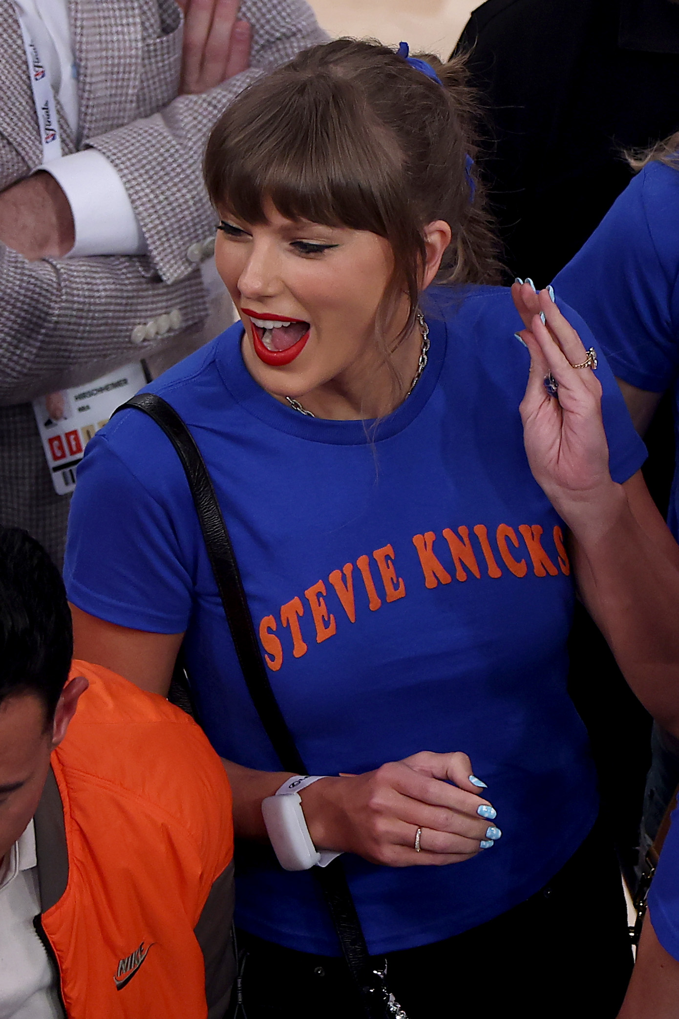 Taylor Swift attends Knicks–Spurs Game 4 of the NBA Finals – NBC Bay Area
